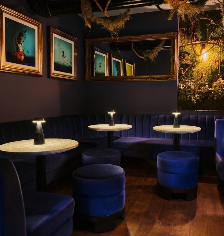 Eve Bar