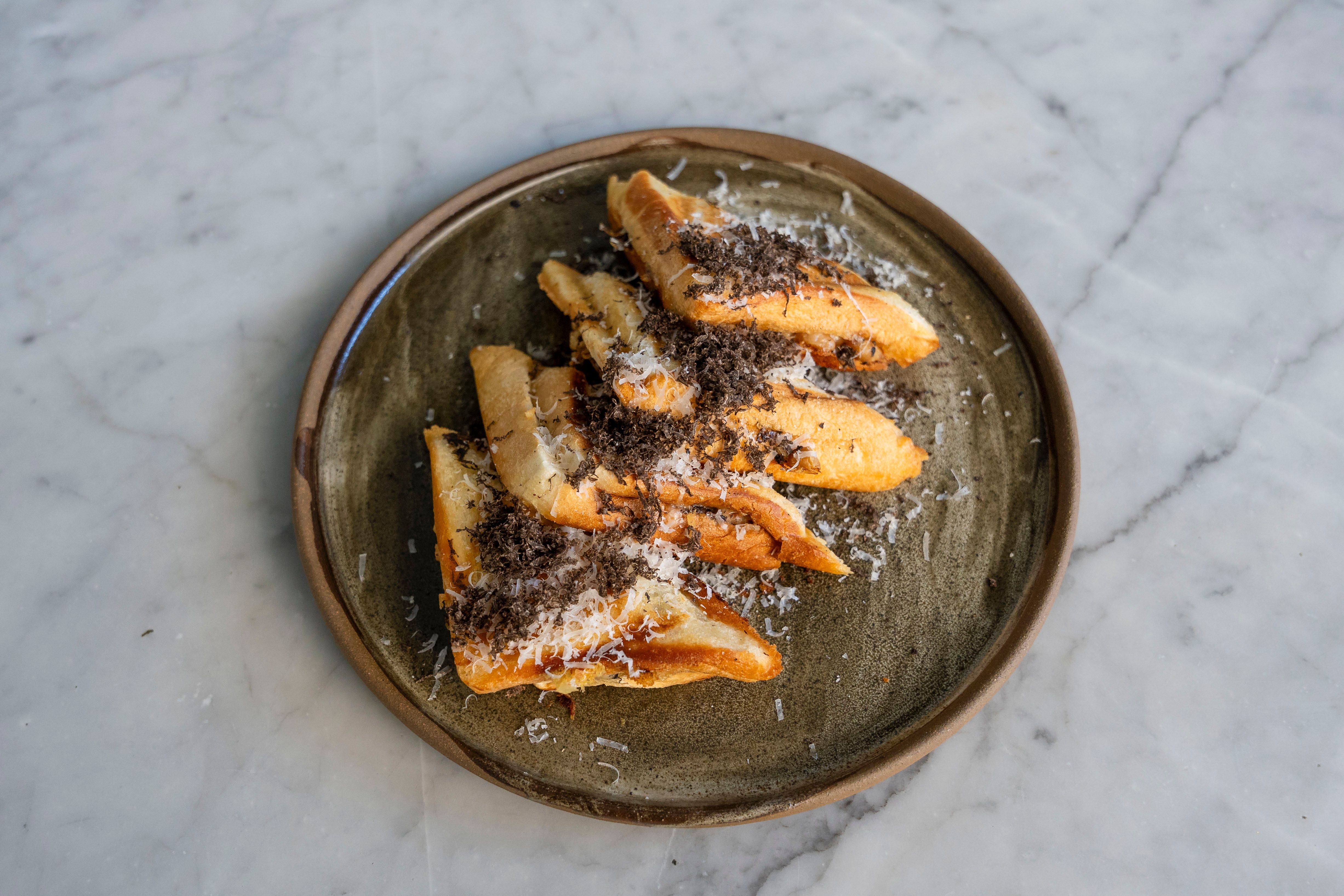 Shannon Bennettʼs Baked Bean, Fresh Truffle and Cheese Jaffle Recipe ...