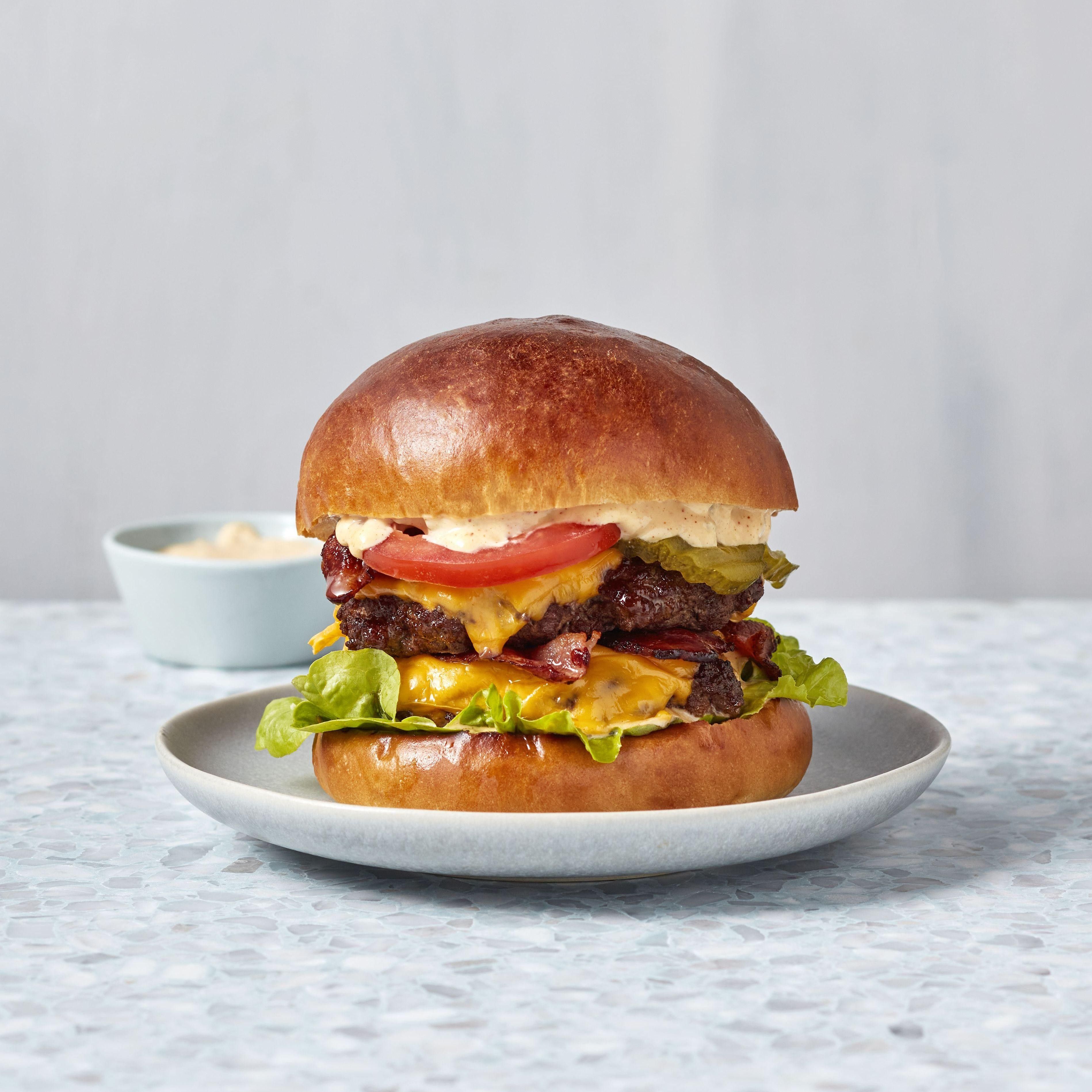 Morgan Hipworthʼs The Perfect Burger Recipe: Verified by Morgan Hipworth